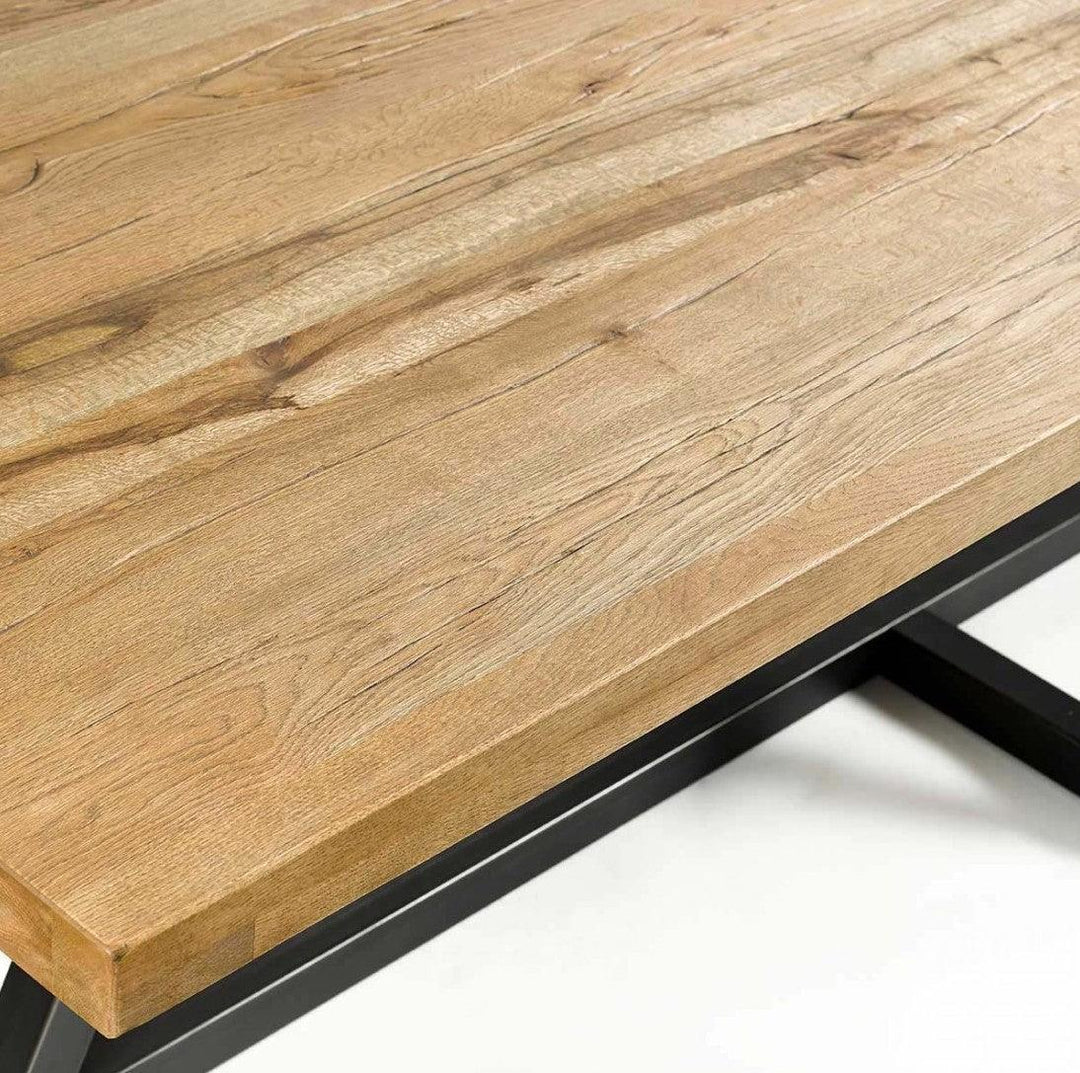 Ojen Oak Wood Dining Table with Metal Central Base – Maison Rêves UK